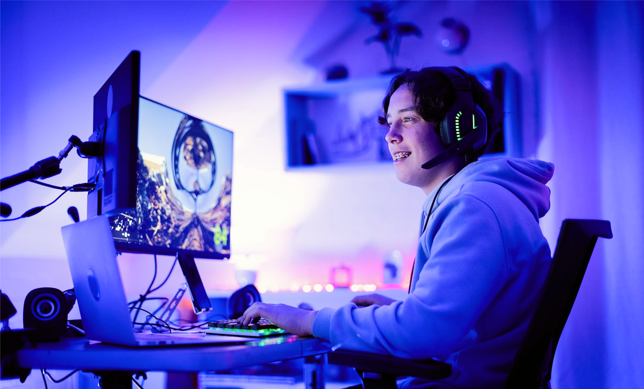 Middle School Gaming Concept - PlayVS